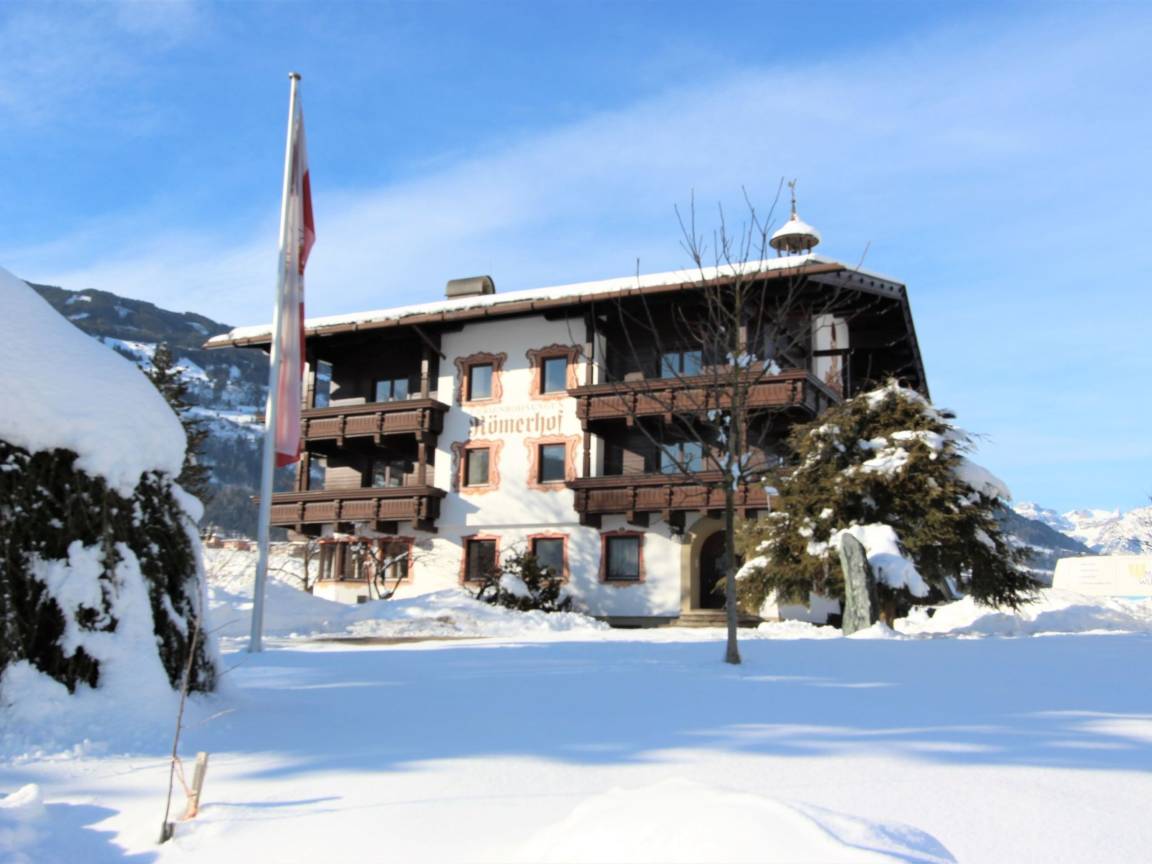 65 M² Ferienwohnung ∙ 1 Schlafzimmer ∙ 4 Gäste - Zillertal