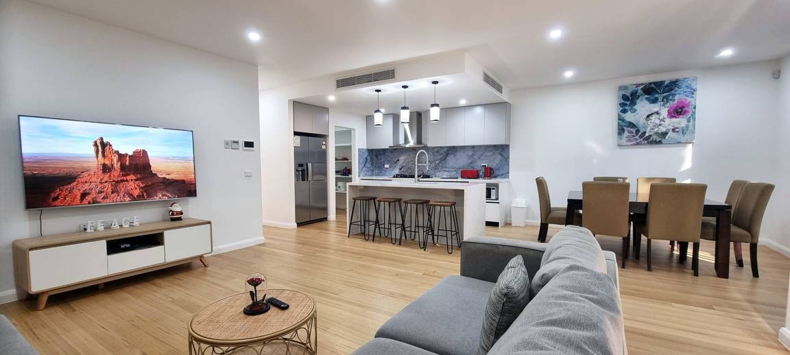 House ∙ 4 Bedrooms ∙ 12 Guests - Brooklyn