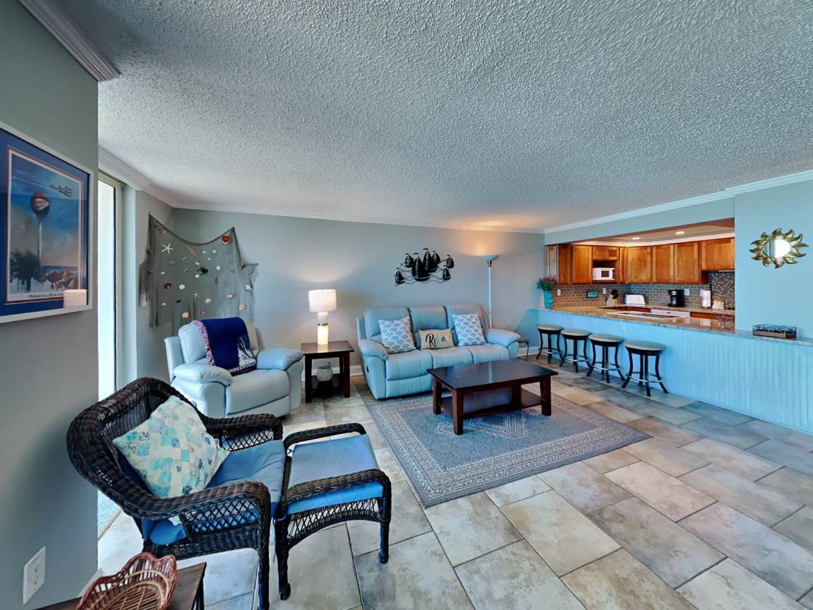 107 M² Condo ∙ 2 Bedrooms ∙ 6 Guests - Pensacola Beach, FL