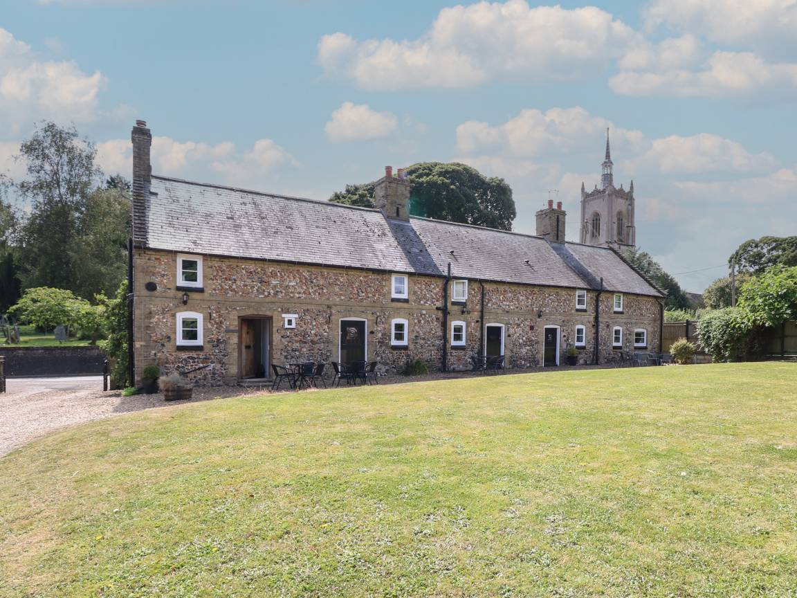 Cottage ∙ 3 Bedrooms ∙ 5 Guests - Swaffham