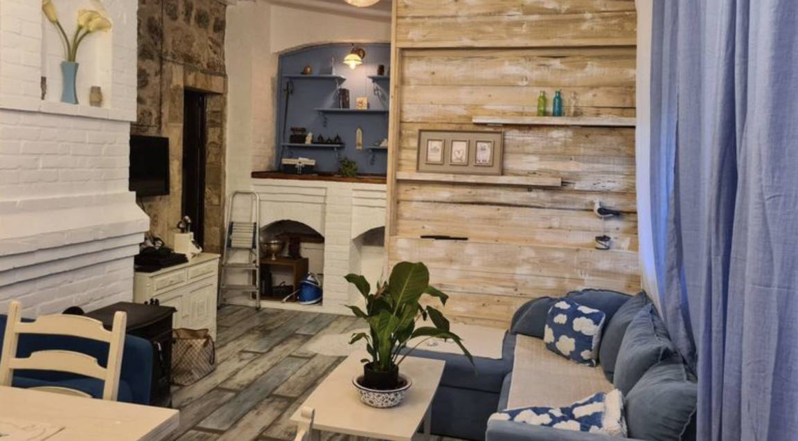 75 M² Talo ∙ 3 Makuuhuonetta ∙ 5 Vierasta - Kotor