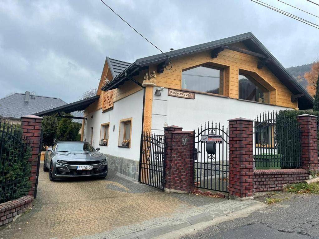 150 M² House ∙ 5 Bedrooms ∙ 10 Guests - Szczyrk