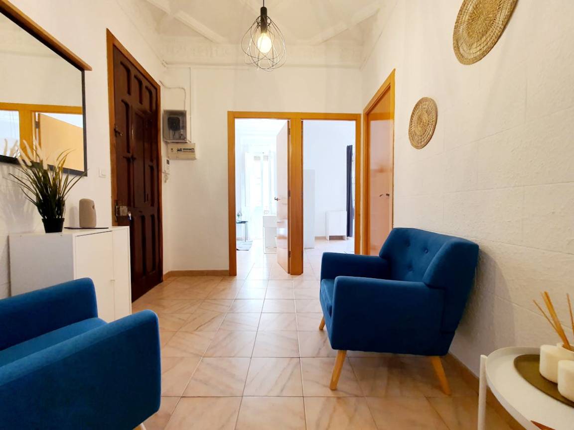 115 M² Apartment ∙ 5 Bedrooms ∙ 5 Guests - Valencia