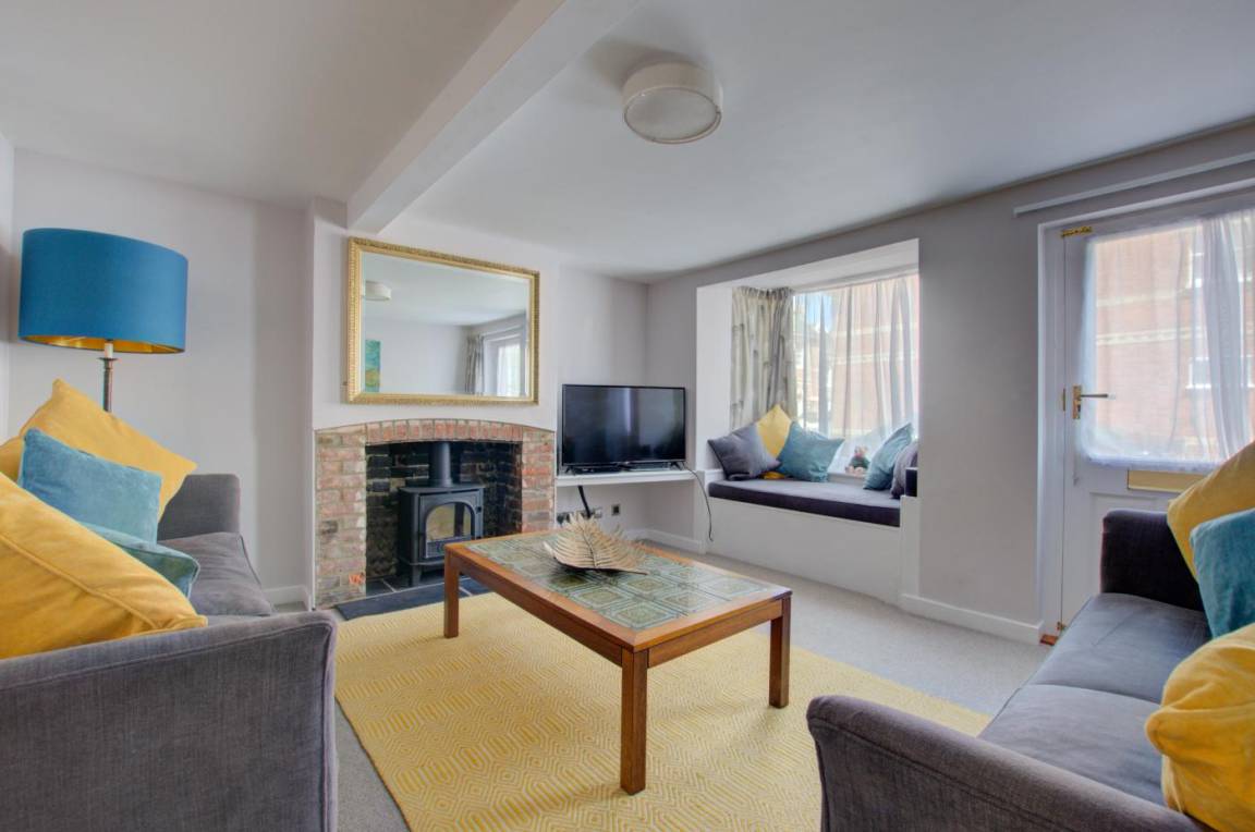 Cottage ∙ 5 Bedrooms ∙ 10 Guests - Southwold