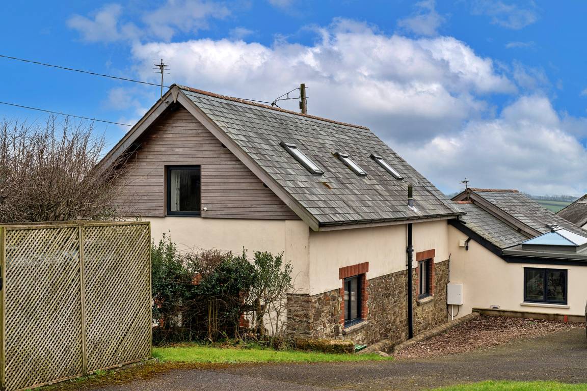 140 M² Cottage ∙ 4 Bedrooms ∙ 7 Guests - Holsworthy