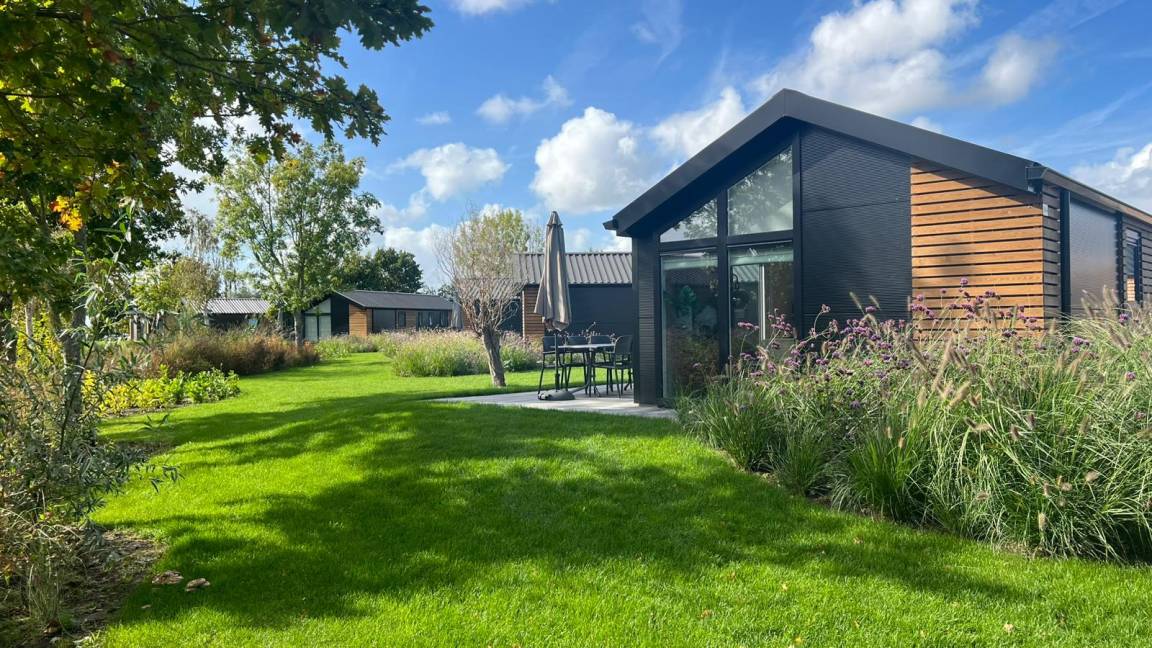 Bungalow ∙ 3 Bedrooms ∙ 6 Guests - Leiden