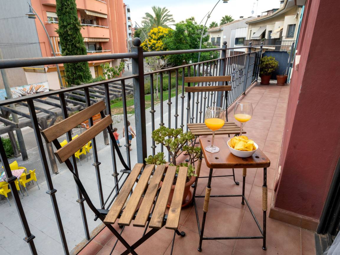 57 M² Apartamento ∙ 2 Habitaciones ∙ 3 Huéspedes - Malgrat de Mar