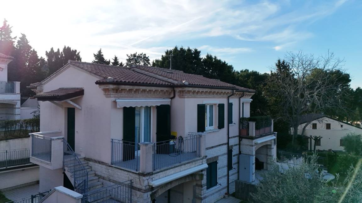 Ferienwohnung ∙ 2 Schlafzimmer ∙ 6 Gäste - Sirolo