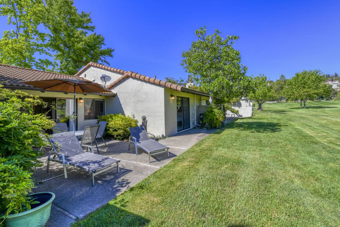 117 M² Condo ∙ 2 Bedrooms ∙ 6 Guests - Napa, CA