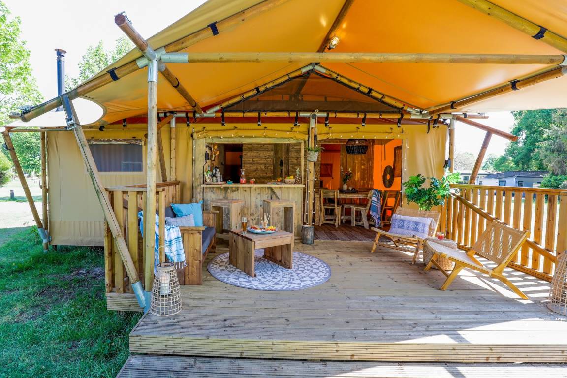 Bungalow ∙ 2 Slaapkamers ∙ 5 Gasten - Uden