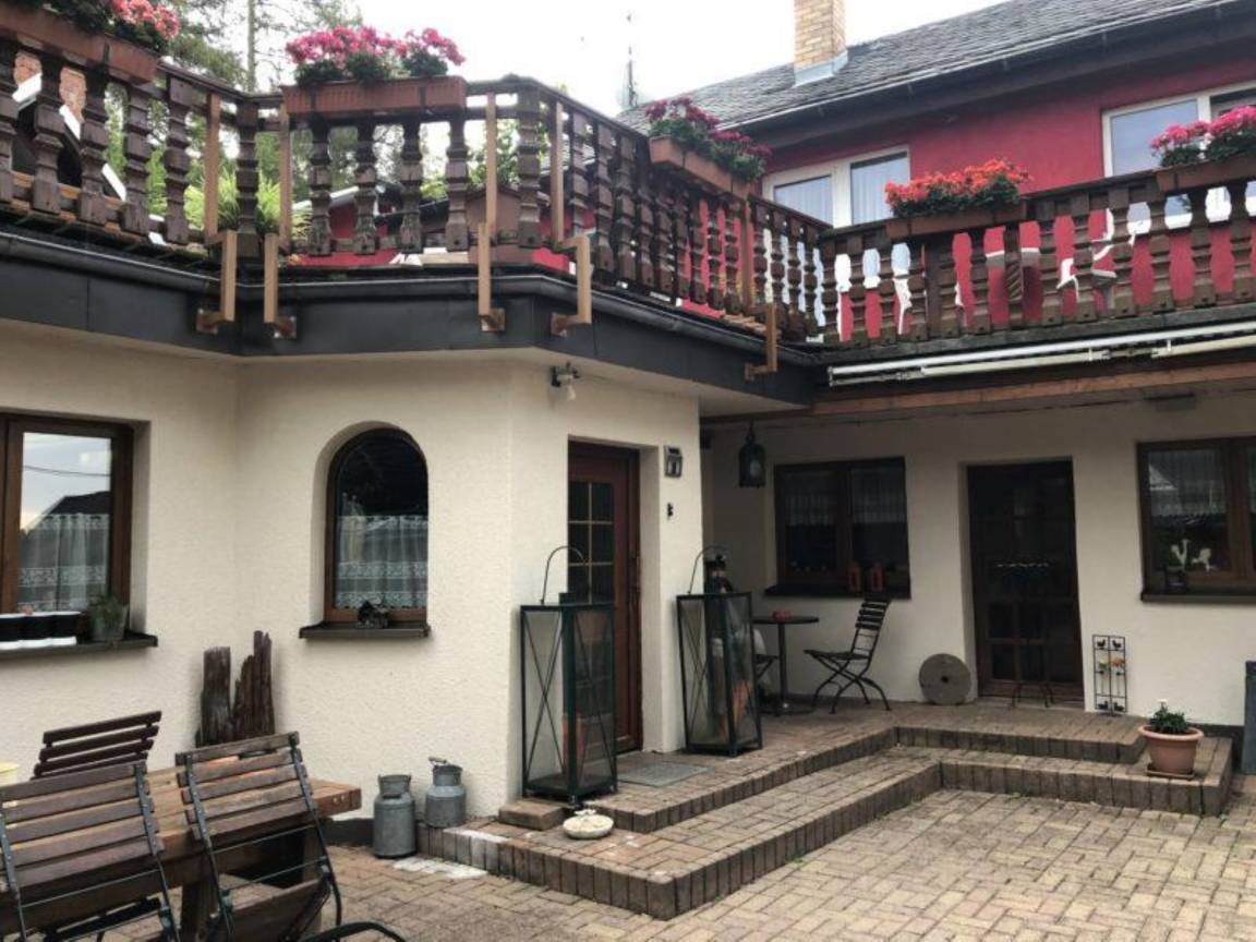 Ferienwohnung ∙ 1 Schlafzimmer ∙ 4 Gäste - Saalfeld/Saale