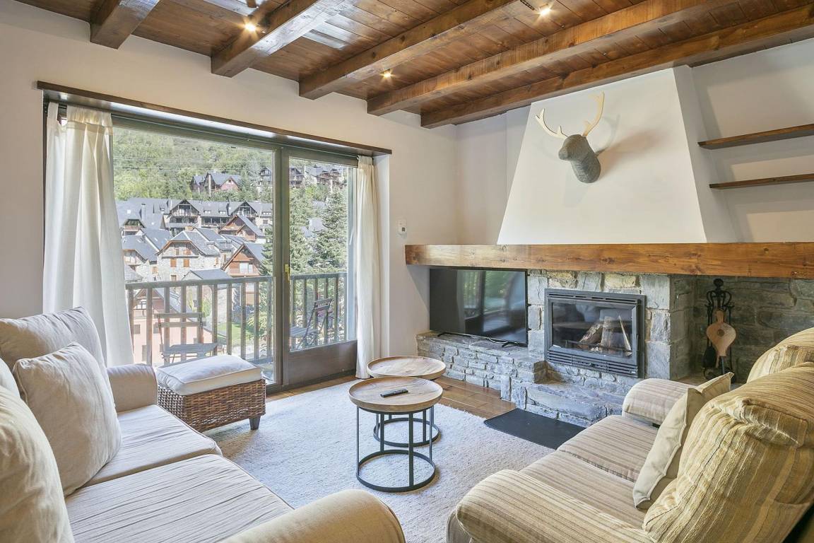 71 M² Apartamento ∙ 2 Habitaciones ∙ 4 Huéspedes - Salardú