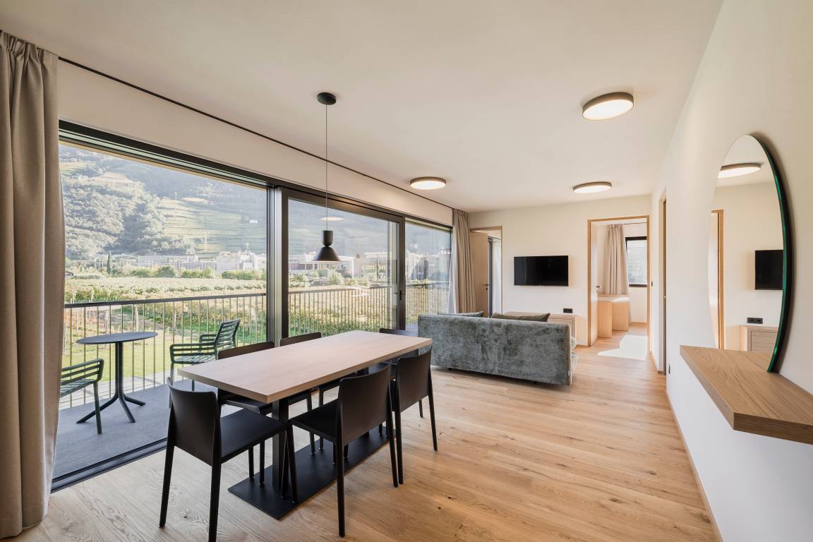 56 M² Apartment ∙ 2 Bedrooms ∙ 5 Guests - Bolzano