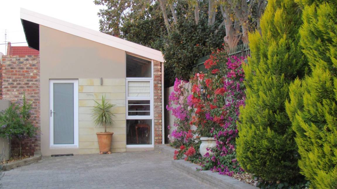 52 M² Casa ∙ 1 Habitación ∙ 2 Huéspedes - Bloemfontein