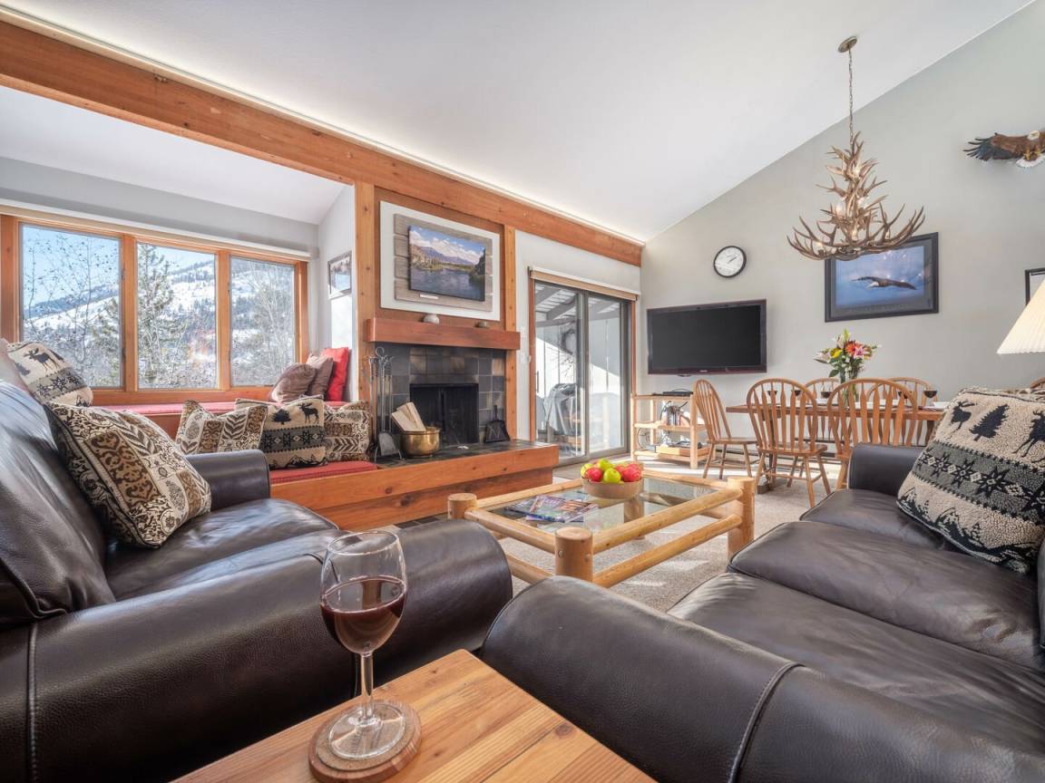 96 M² Apartment ∙ 2 Bedrooms ∙ 6 Guests - Jackson, WY