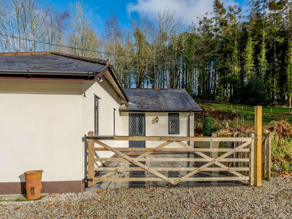 Cottage ∙ 3 Bedrooms ∙ 6 Guests - Woolacombe
