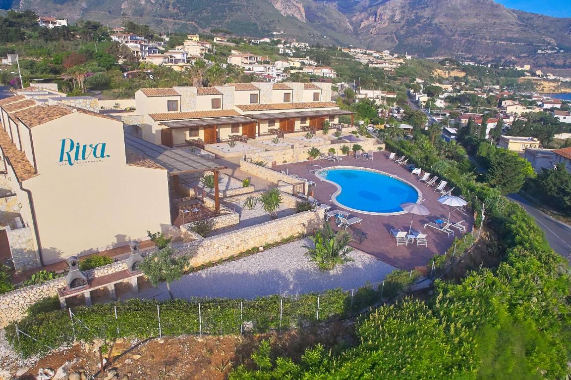 65 M² Apartment ∙ 2 Bedrooms ∙ 5 Guests - Castellammare del Golfo