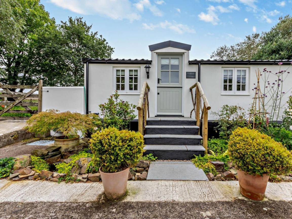 Cottage ∙ 2 Bedrooms ∙ 4 Guests - Barnstaple