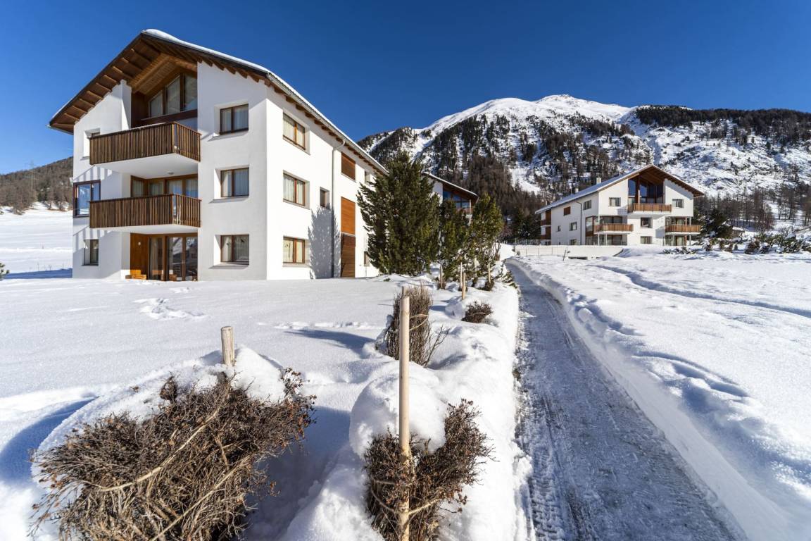 82 M² Ferienwohnung ∙ 2 Schlafzimmer ∙ 4 Gäste - Pontresina