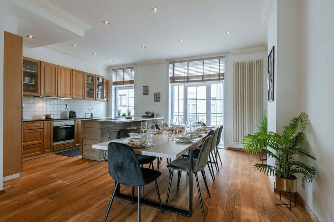 Maison De Vacances ∙ 5 Chambres ∙ 12 Personnes - Blankenberge
