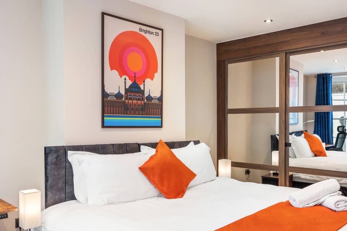 Apartment ∙ 1 Bedroom ∙ 4 Guests - Brighton