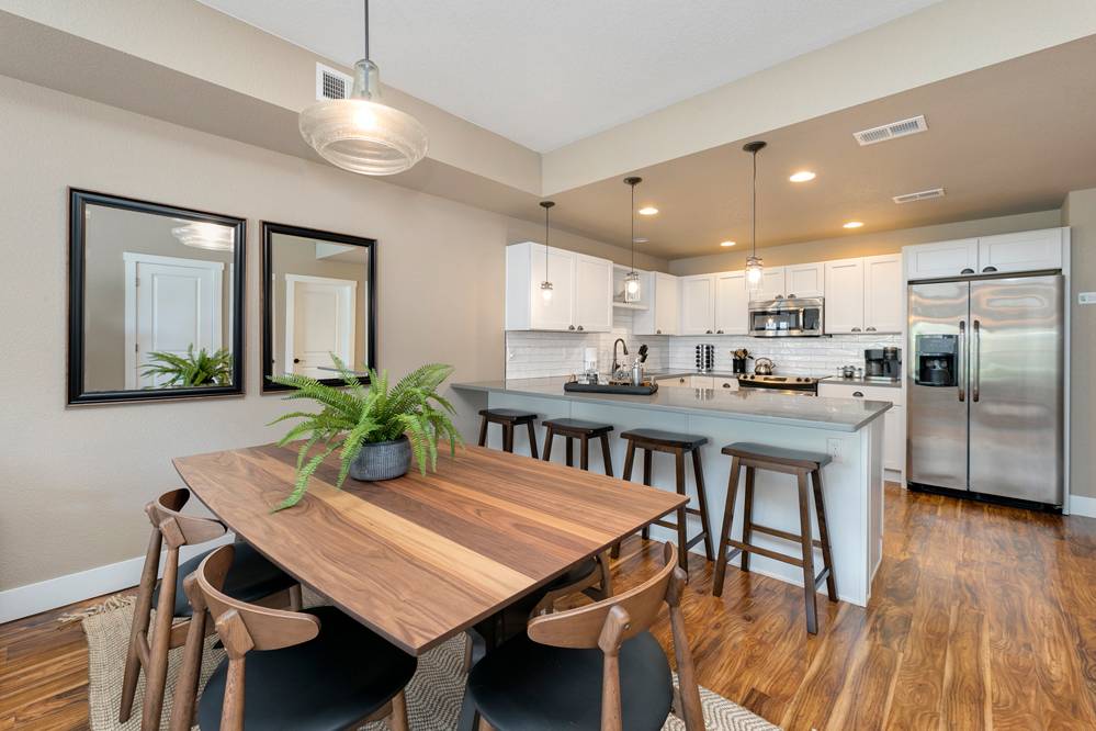 161 M² House ∙ 2 Bedrooms ∙ 8 Guests - Fort Collins, CO