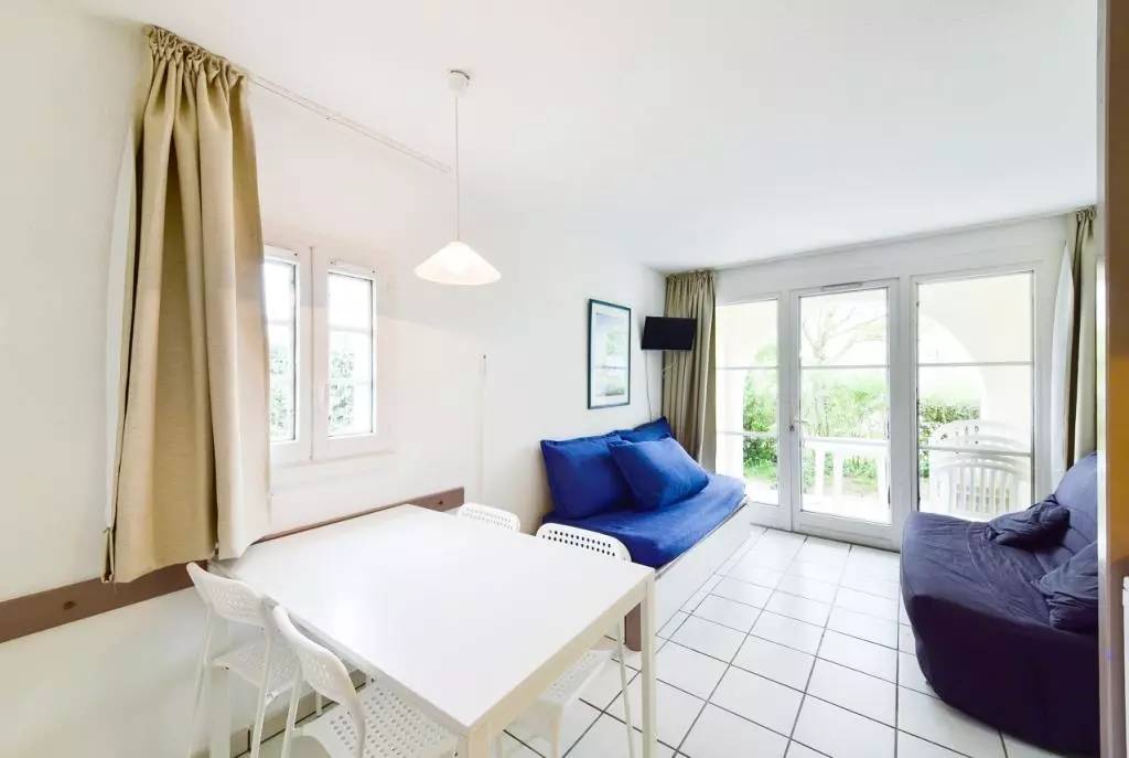 26 M² Studio ∙ 1 Chambre ∙ 4 Personnes - Baden, France