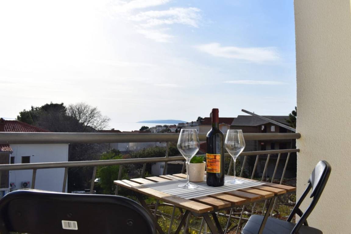 75 M² Apartment ∙ 2 Bedrooms ∙ 5 Guests - Brist