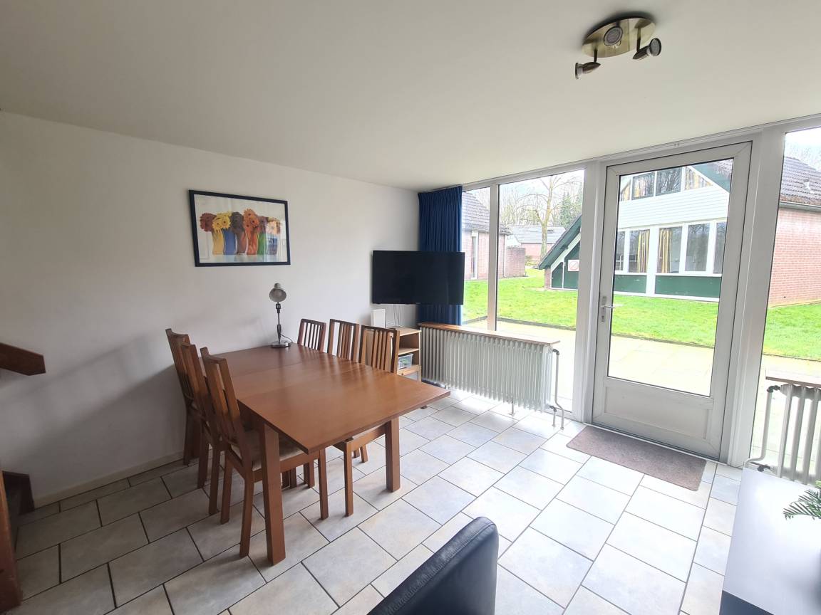 70 M² Bungalow ∙ 3 Bedrooms ∙ 6 Guests - Heerlen