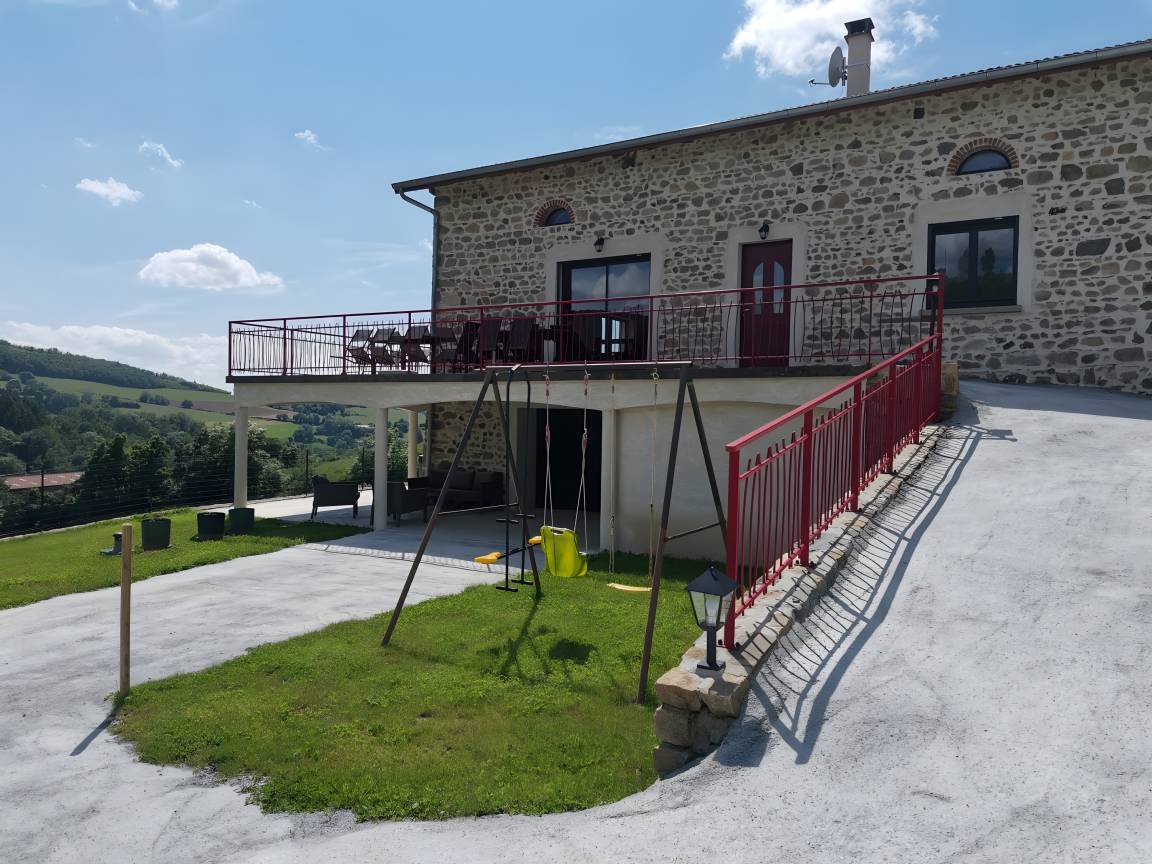200 M² Maison De Vacances ∙ 4 Chambres ∙ 12 Personnes - Beaujolais