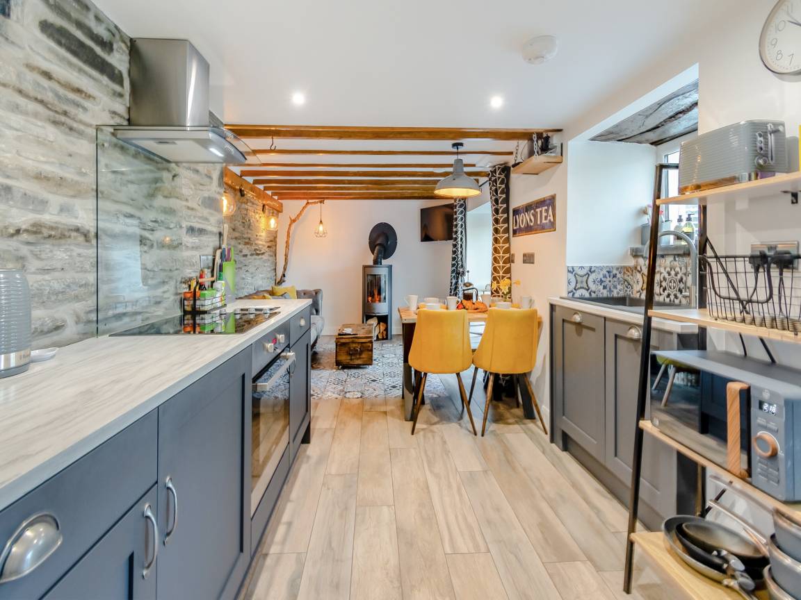 Cottage ∙ 2 Bedrooms ∙ 4 Guests - Saint Dogmaels
