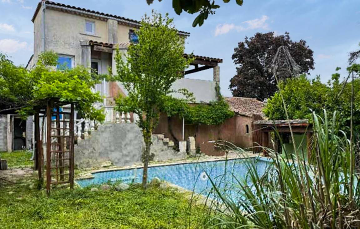 80 M² Maison De Vacances ∙ 3 Chambres ∙ 7 Personnes - Villeneuve-de-Berg