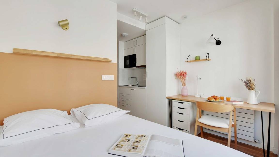 15 M² Hotel ∙ 2 Guests - Chaville