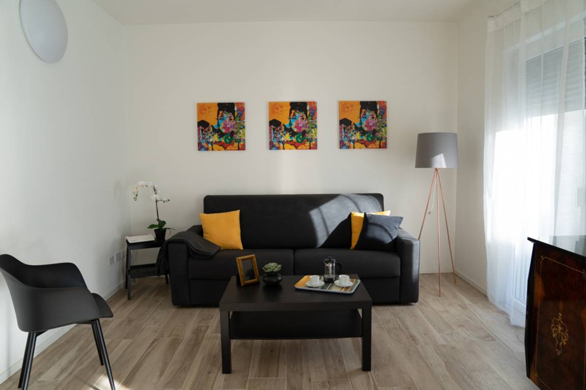 85 M² Ferienwohnung ∙ 2 Schlafzimmer ∙ 6 Gäste - Peschiera del Garda