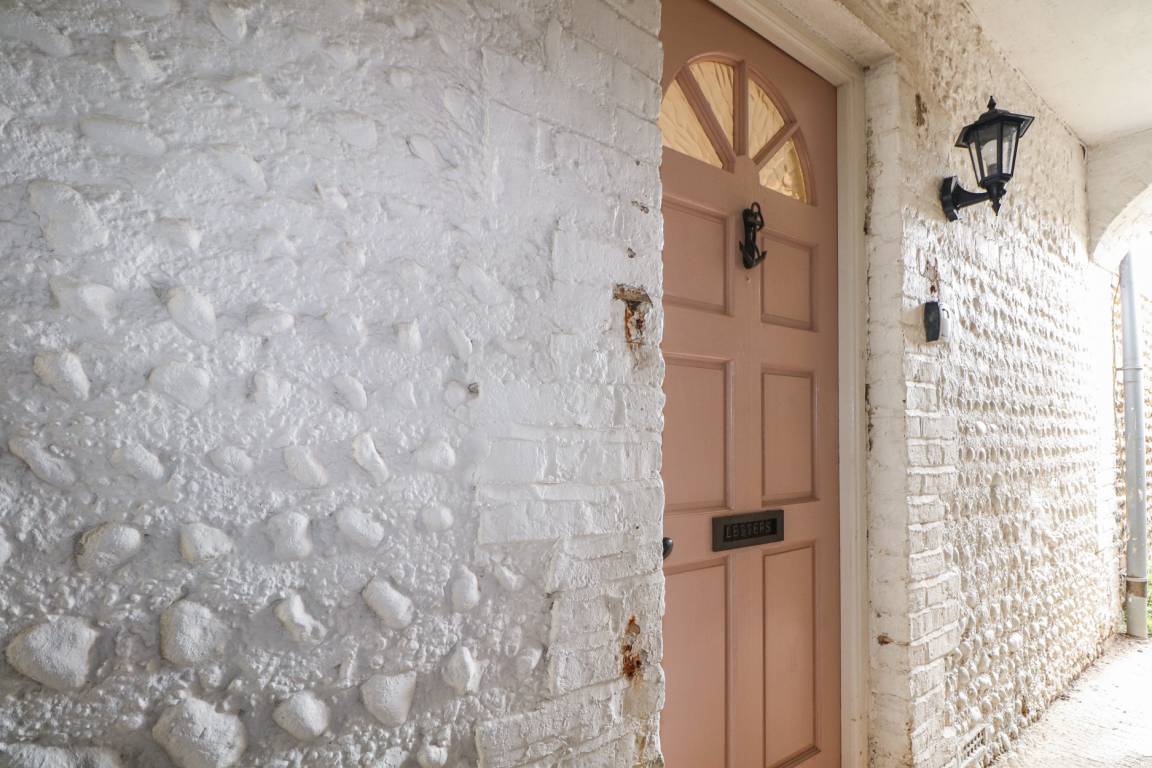 Cottage ∙ 2 Bedrooms ∙ 4 Guests - Bognor Regis