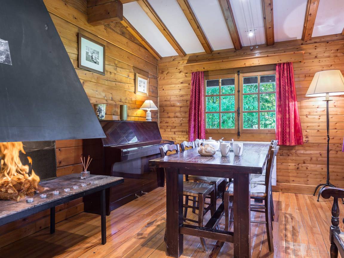 66 M² Chalet ∙ 2 Bedrooms ∙ 4 Guests - Megève