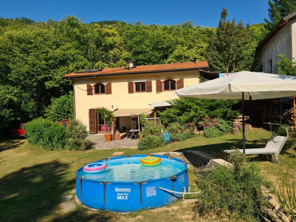 120 M² Apartment ∙ 2 Bedrooms ∙ 6 Guests - Pontremoli