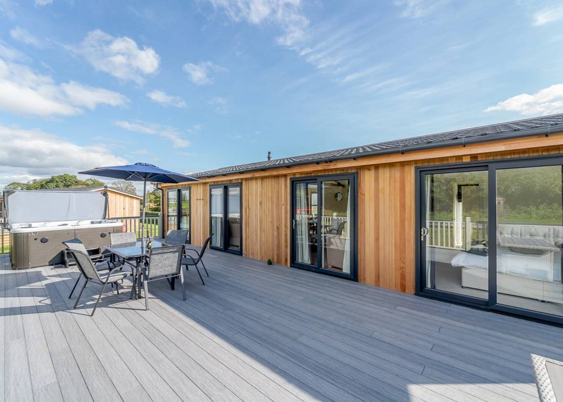 Chalet ∙ 2 Bedrooms ∙ 4 Guests - Cheshire