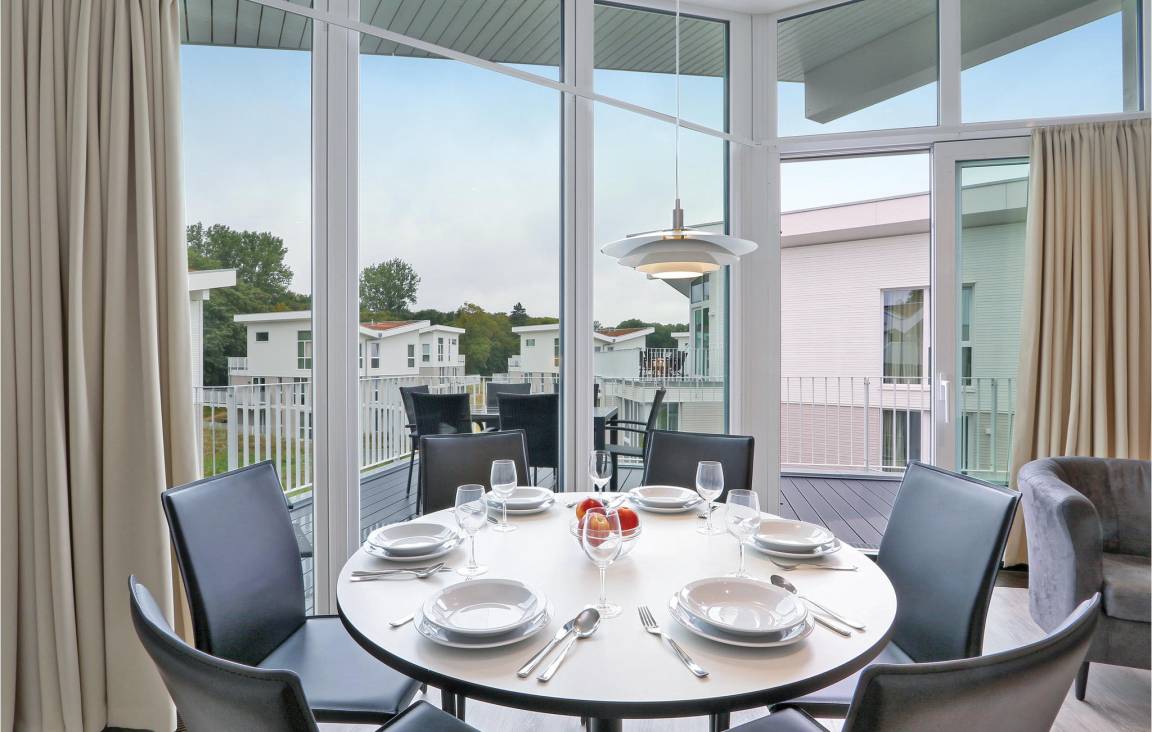 72 M² Apartment ∙ 1 Bedroom ∙ 2 Guests - Lübeck