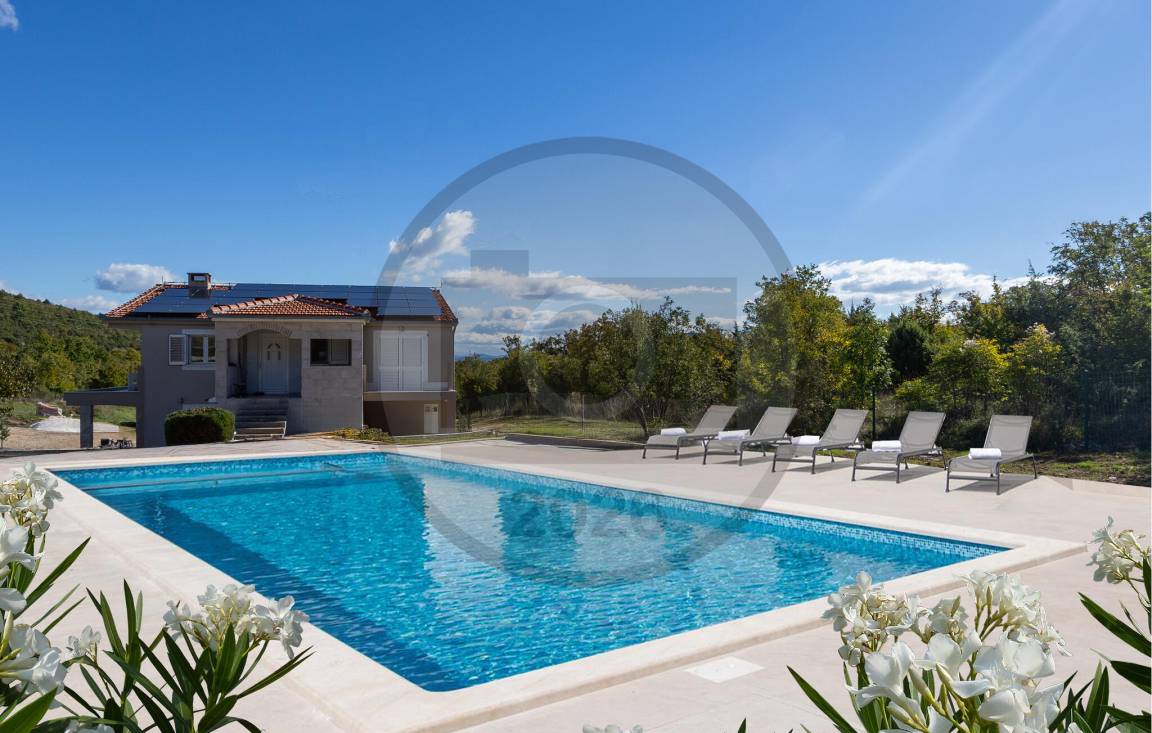 300 M² Ferienhaus ∙ 4 Schlafzimmer ∙ 10 Gäste - Trogir