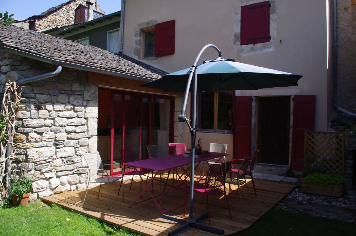 140 M² Gîte ∙ 4 Chambres ∙ 8 Personnes - Lozère