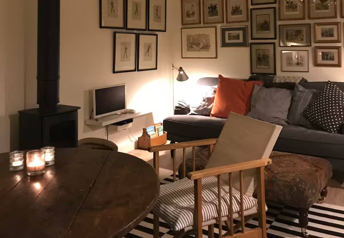 74 M² House ∙ 1 Bedroom ∙ 4 Guests - Norfolk