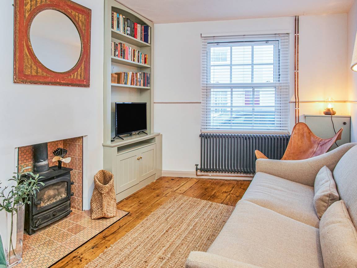 Cottage ∙ 3 Bedrooms ∙ 6 Guests - Fareham