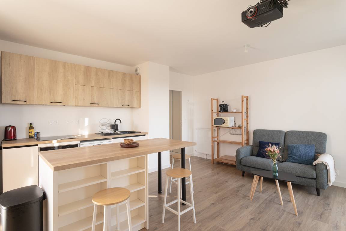 56 M² Apartamento ∙ 2 Habitaciones ∙ 4 Huéspedes - Rennes