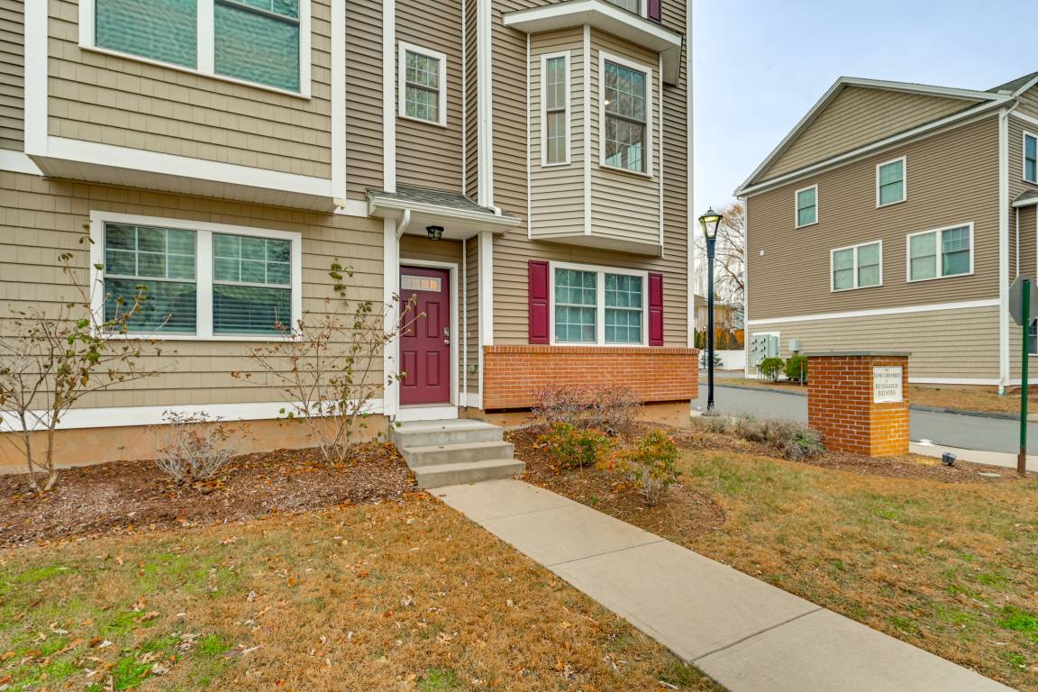 139 M² Appartement ∙ 2 Chambres ∙ 4 Personnes - Farmington, CT