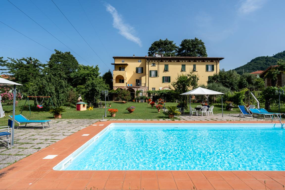 60 M² House ∙ 2 Bedrooms ∙ 4 Guests - Lucca