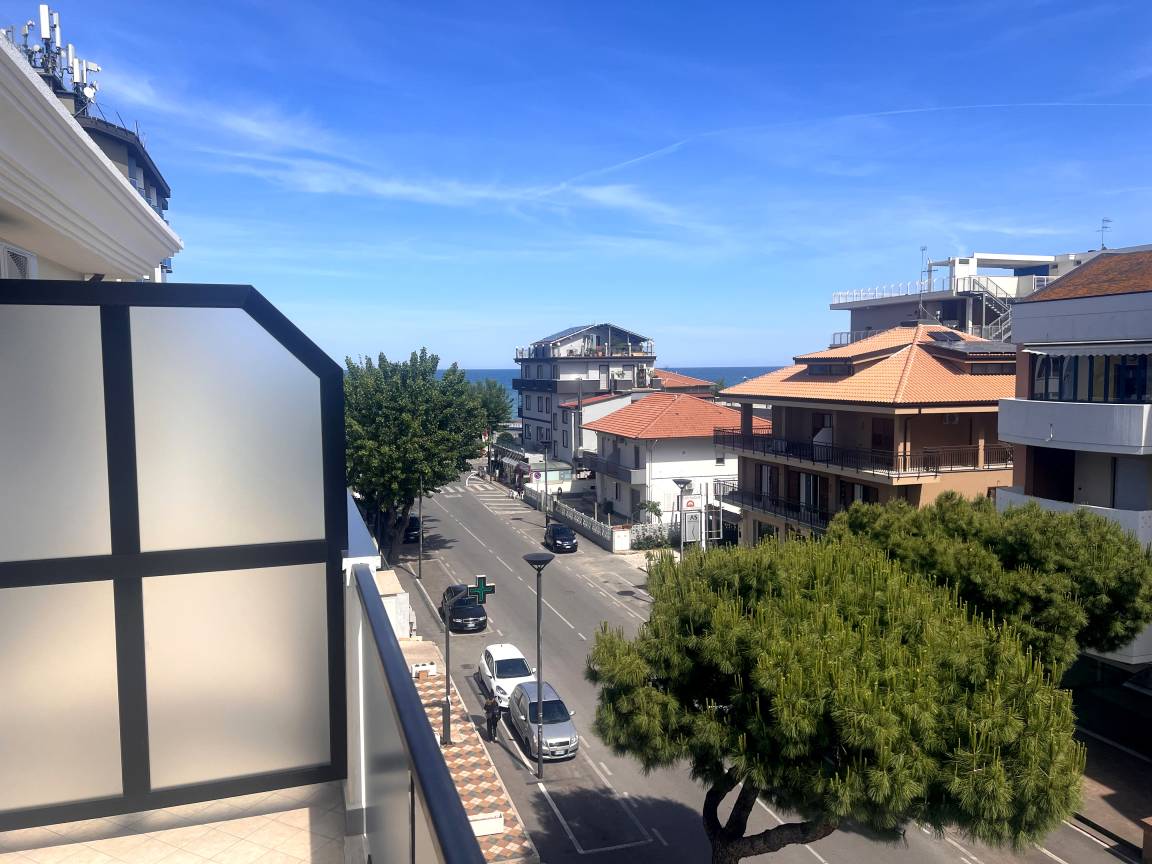 67 M² Appartamento Vacanza ∙ 2 Camere Da Letto ∙ 5 Ospiti - Alba Adriatica