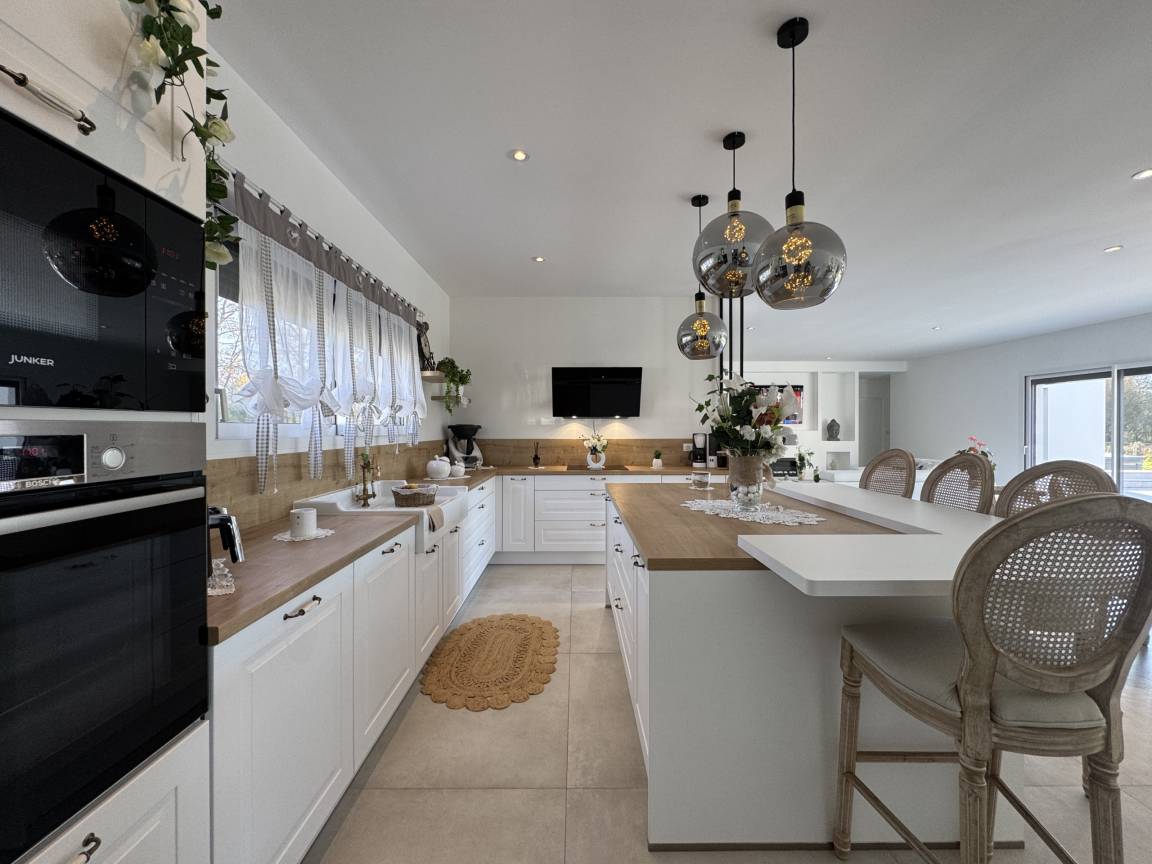 150 M² Maison De Vacances ∙ 3 Chambres ∙ 6 Personnes - Le Mans