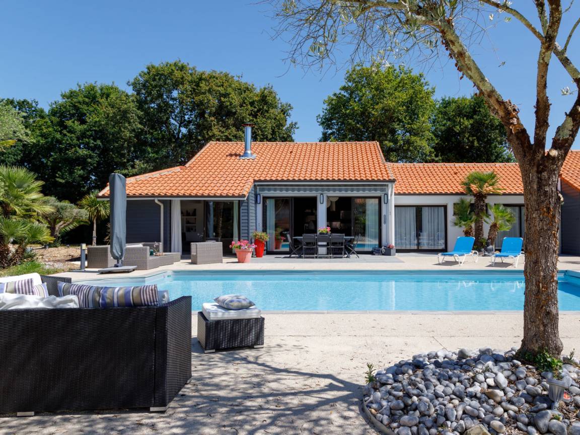 195 M² Villa ∙ 1 Makuuhuone ∙ 10 Vierasta - Loire-Atlantique