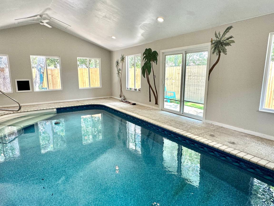245 M² House ∙ 3 Bedrooms ∙ 9 Guests - Pensacola Beach, FL